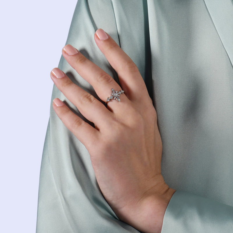 Disney Frozen 2 Elsa Inspired Diamond Ring in Sterling Silver 1/10 CTTW ...